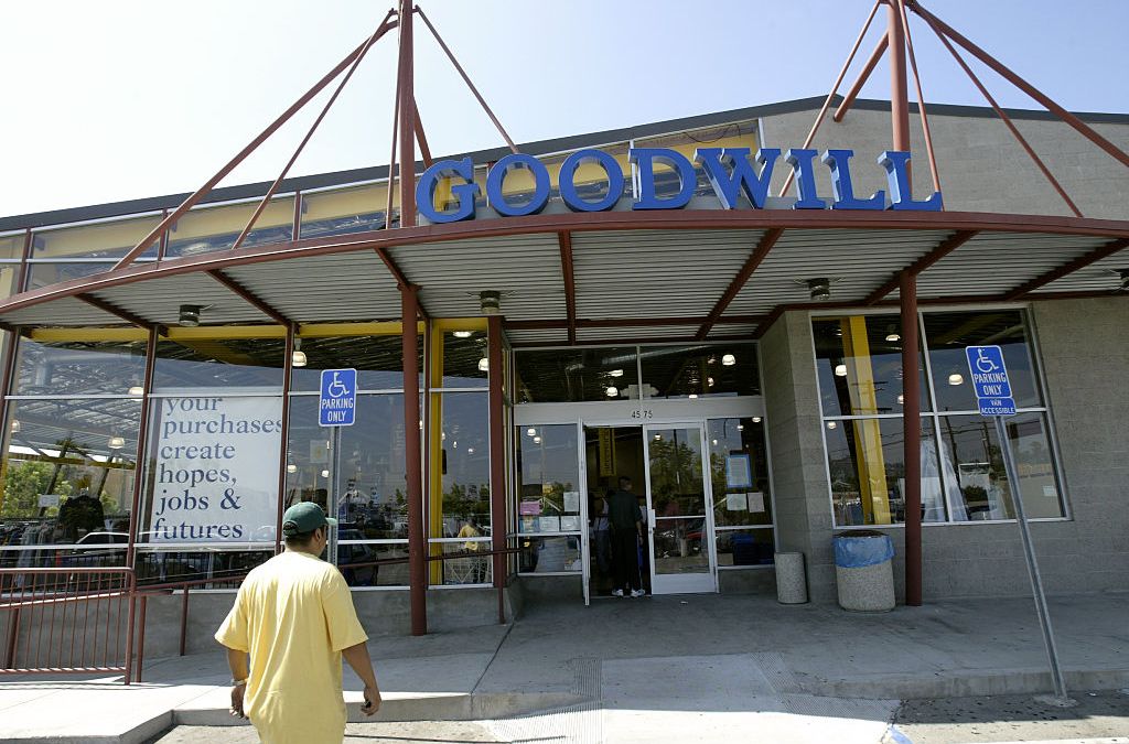 Goodwill reabre 21 tiendas, con algunos cambios – Telemundo 52
