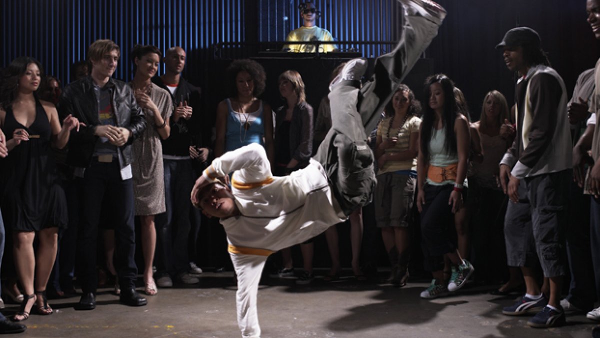 ¿Tienes buenas habilidades de baile? Aquí está cómo hacer breakdance ...