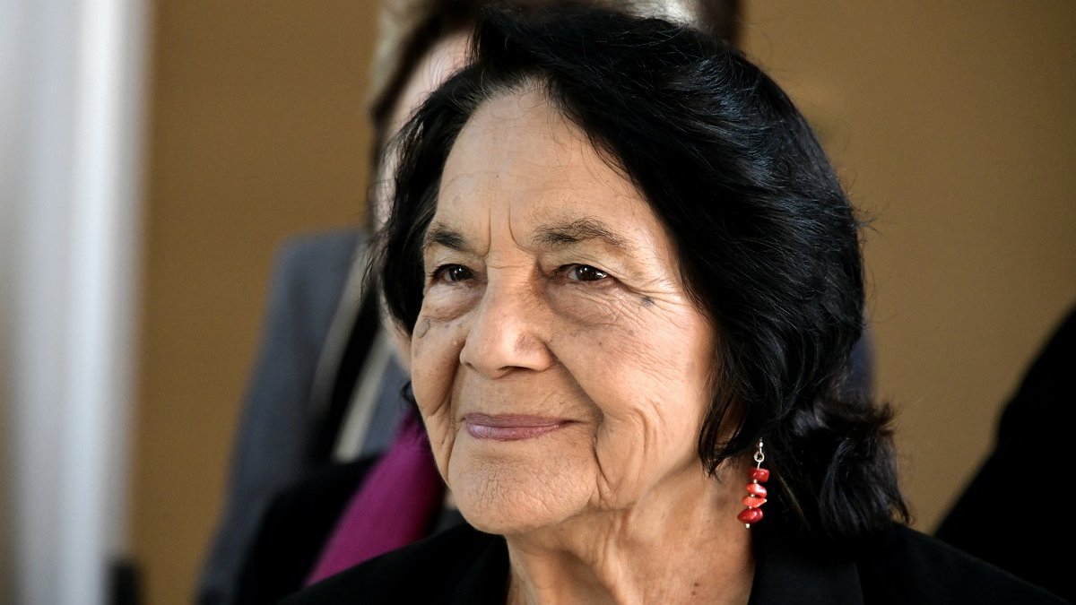 Joe Biden recibe el respaldo de la activista latina Dolores Huerta ...