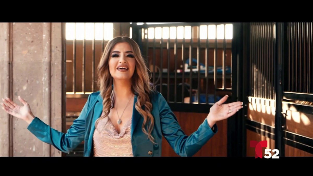 Erika Rojo estrena “Mi Hermosa Melodia” – Telemundo 52