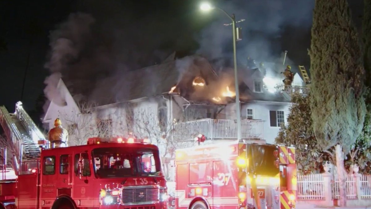Incendio residencial deja tres heridos, uno en estado crítico, en ...