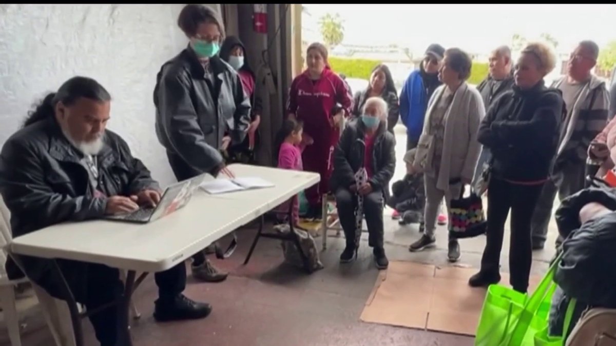 Pequeños comerciantes en el limbo tras inminente cierre de un mercado ...