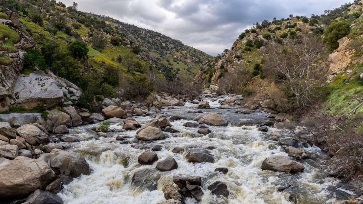 Tres muertos y un desaparecido en el río Kern tras visitas de turistas ...