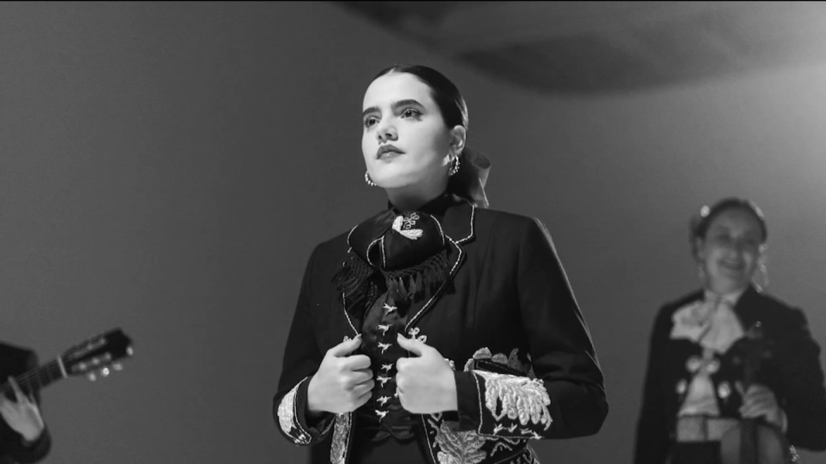 Camila Fernández regresa a sus raíces en su nuevo álbum – Telemundo 52