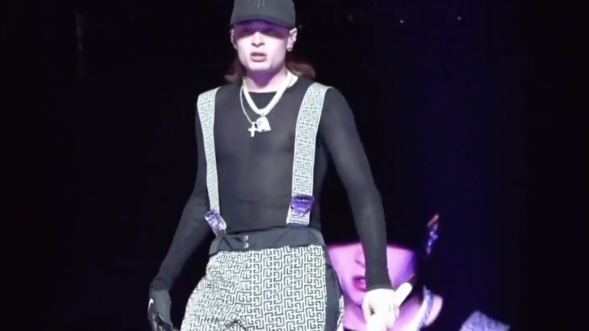 Peso Puma en concierto envía mensaje – Telemundo 52