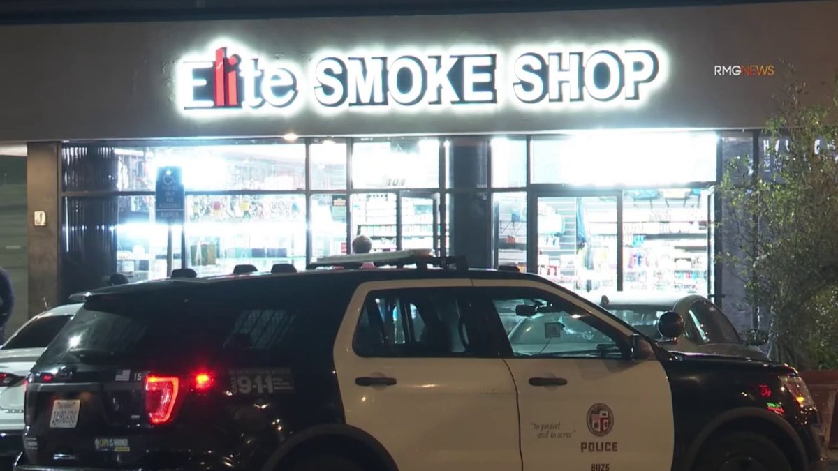 Serie de robos a tiendas en el área de Studio City – Telemundo 52