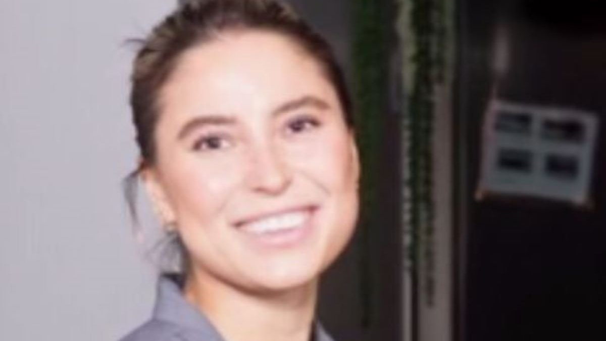 Rusia detiene a mujer de Los Ángeles bajo sospecha de traición ... Rusia detiene a mujer de Los Ángeles bajo sospecha de traición ...