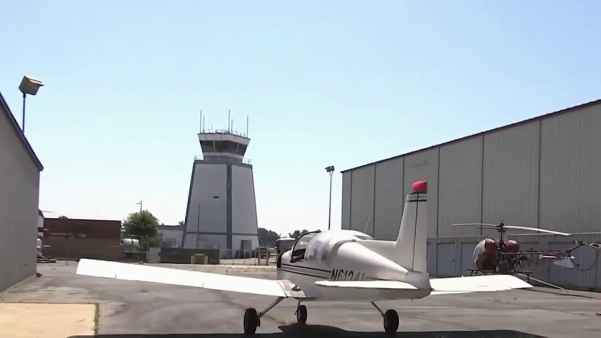 Clases para mecánico de avión en Los Ángeles – Telemundo 52