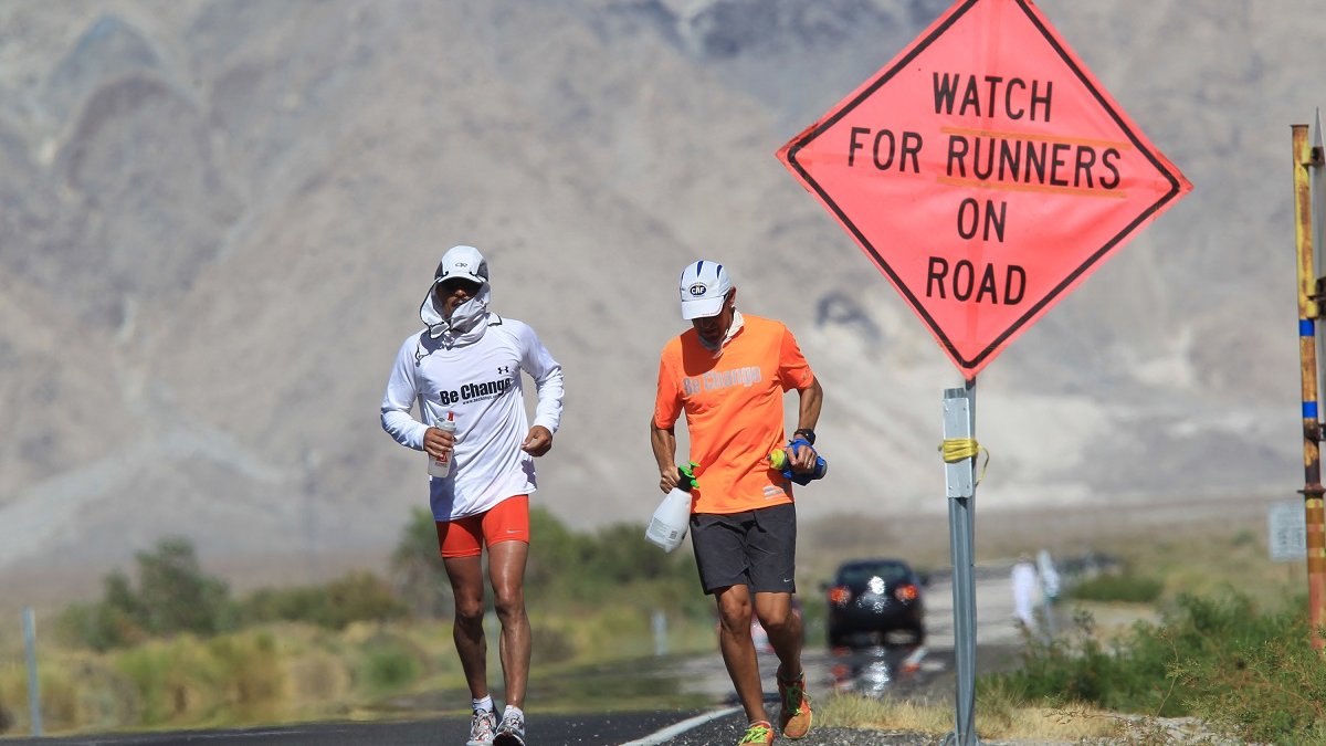 Maratón del Valle de la Muerte en California – Telemundo 52
