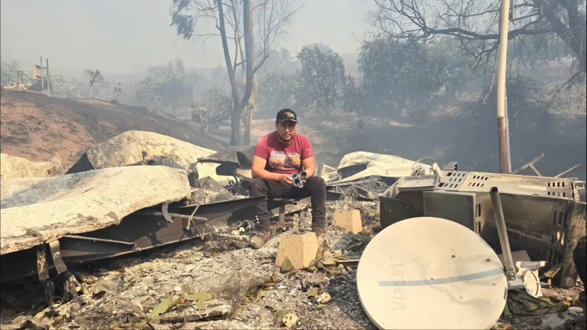 Hombre cuenta llorando cómo perdió su casa en los incendios Mountain y ...