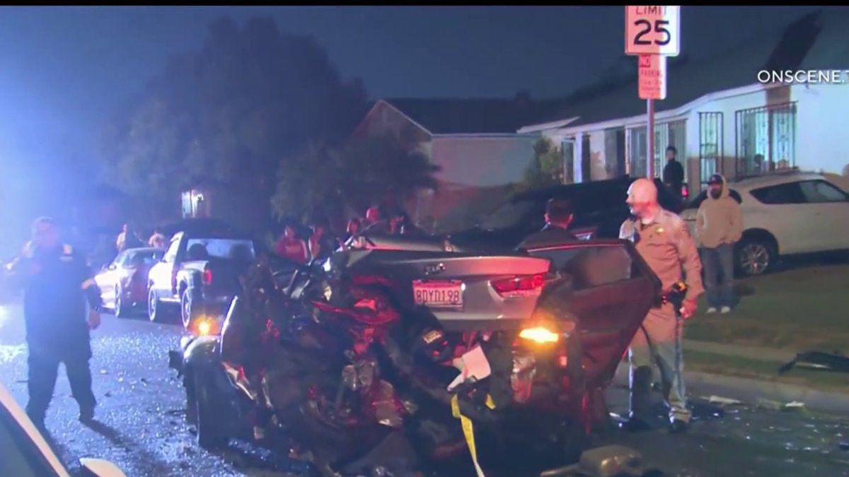 Cuatro autos destruidos por un choque en Montebello – Telemundo 52