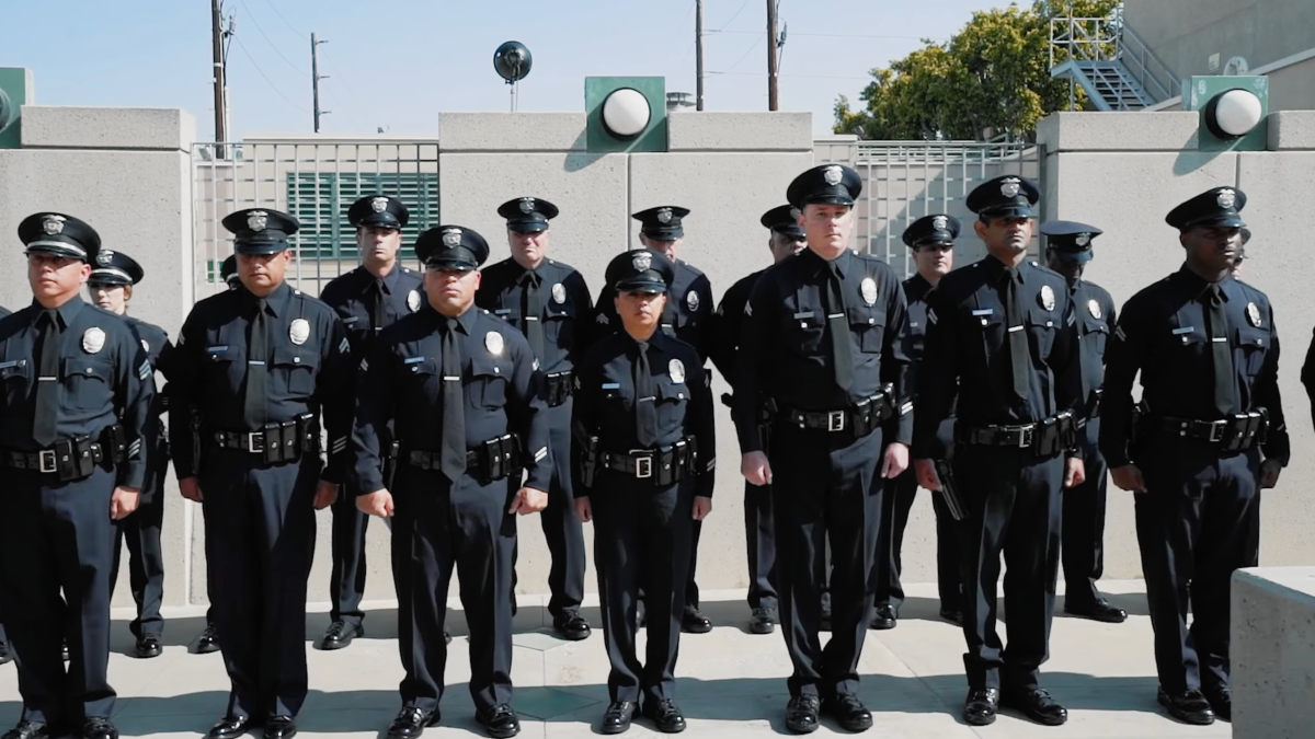 LAPD lanza campaña para reclutar más oficiales – Telemundo 52
