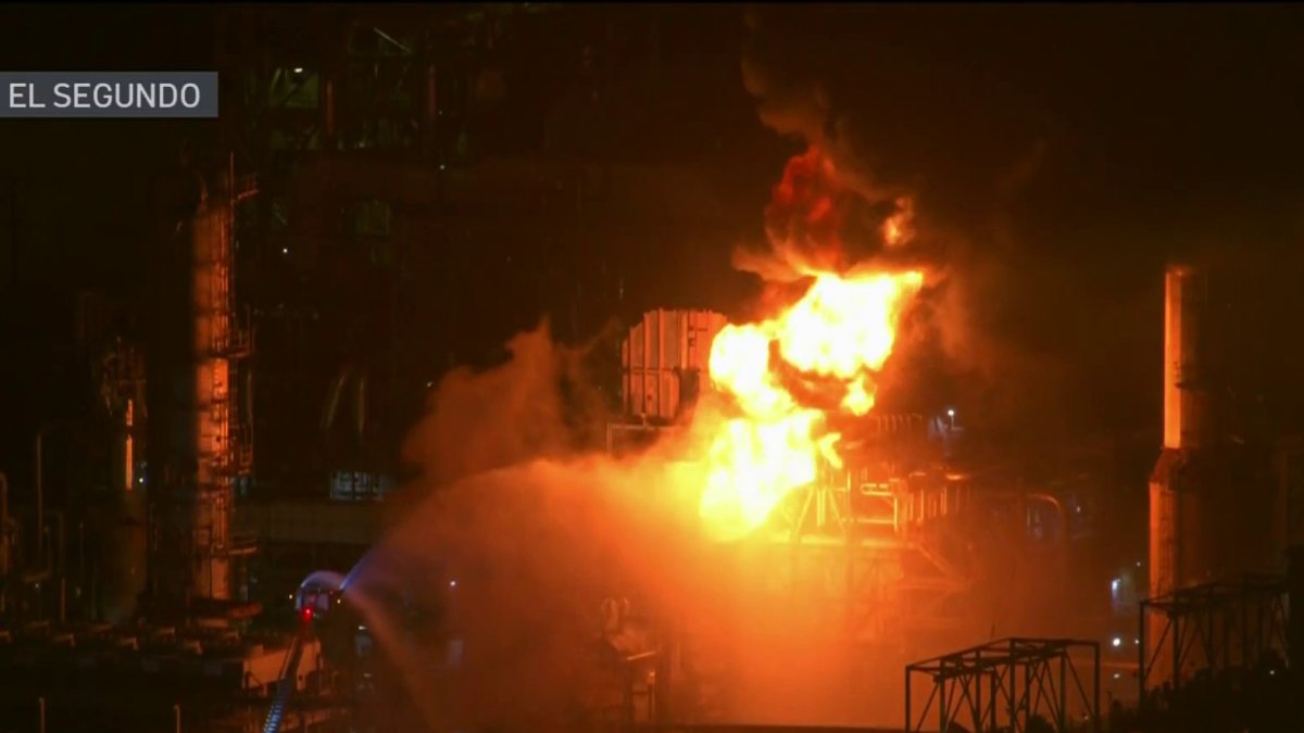 Incendio de refinería Chevron preocupa a residentes – Telemundo 52