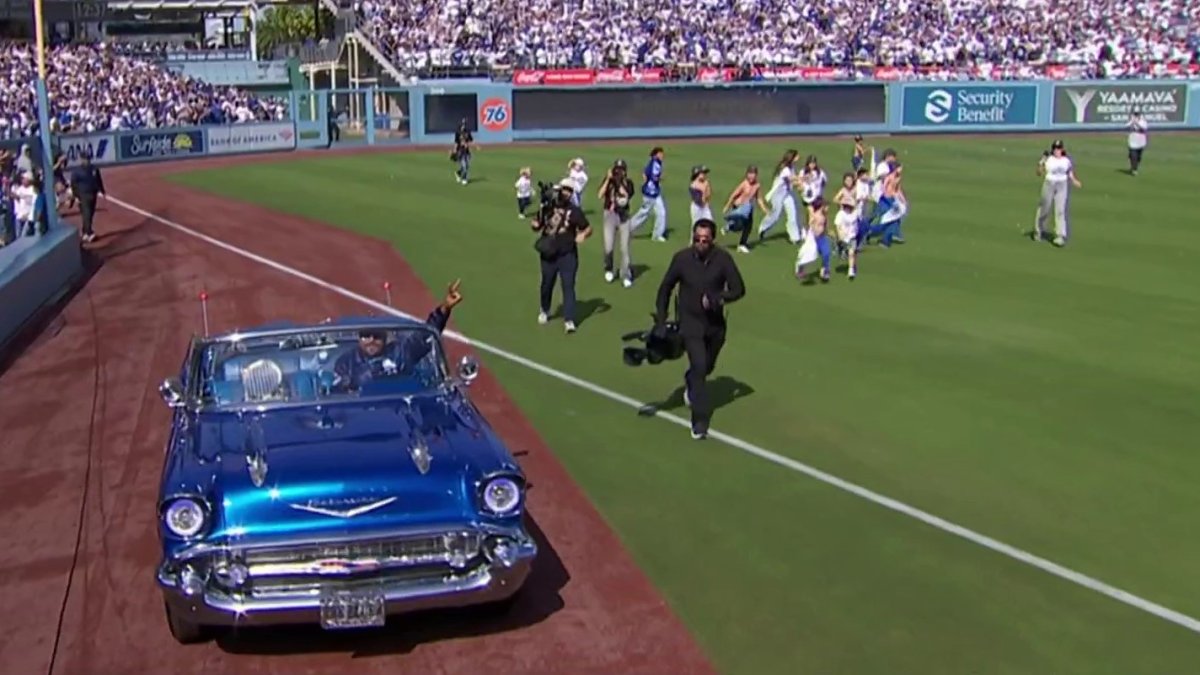 Ice Cube llega al Dodger Stadium para la celebración – Telemundo 52