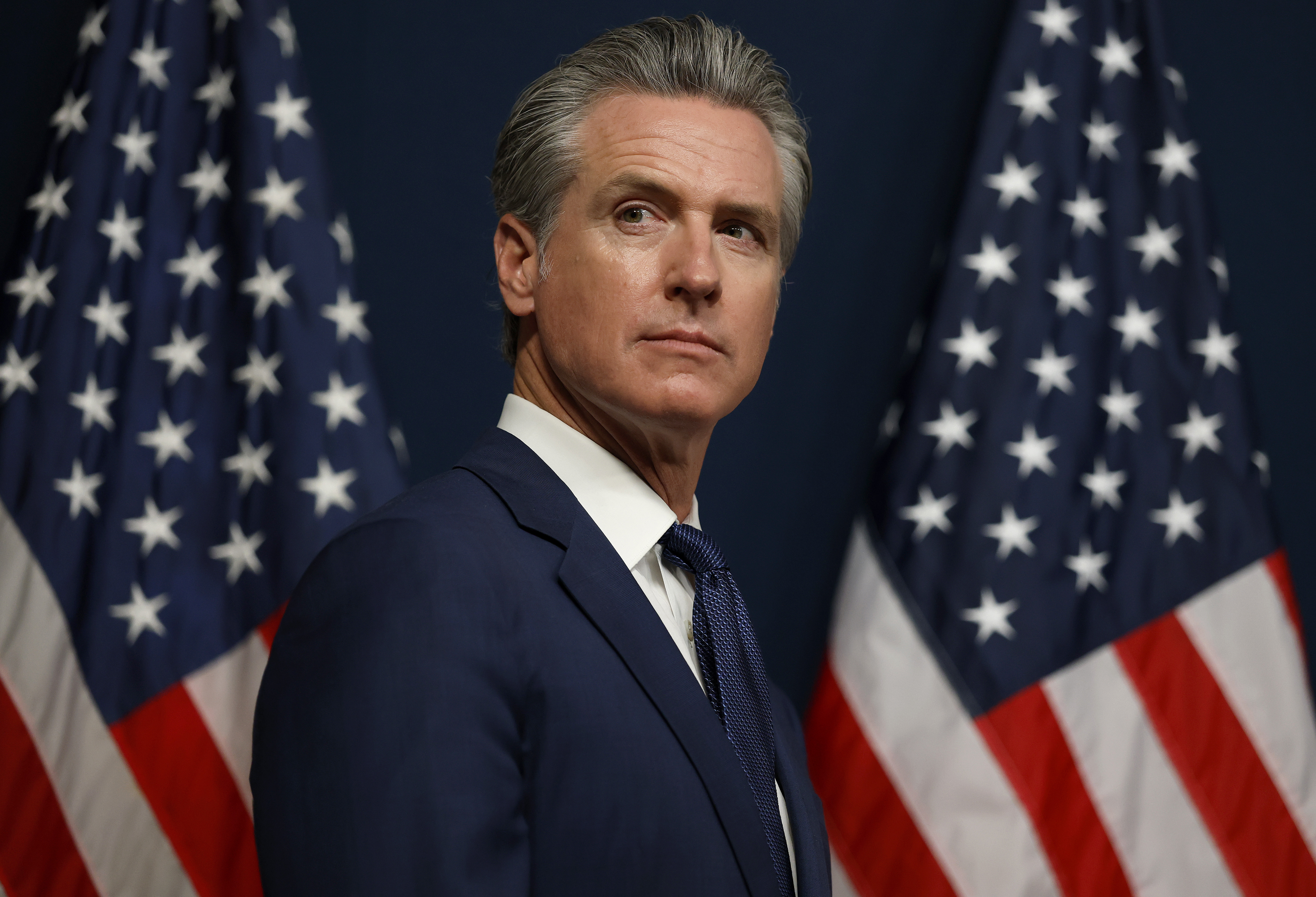 California enfrenta déficit presupuestal de casi $3,000 millones ...