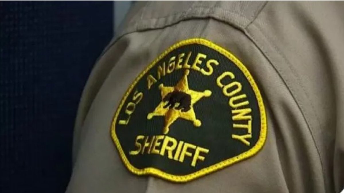 Abren Carson High School tras investigación del LASD – Telemundo 52