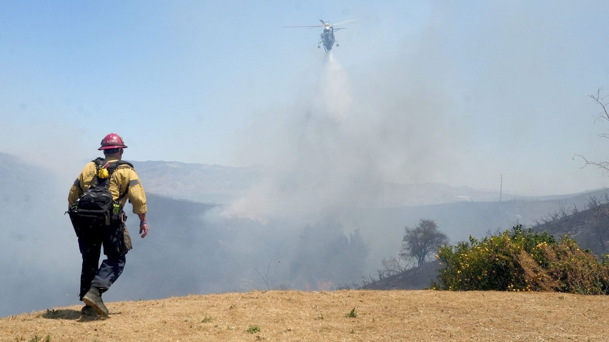 ¿Cuántos incendios están ardiendo en el sur de California? – Telemundo 52